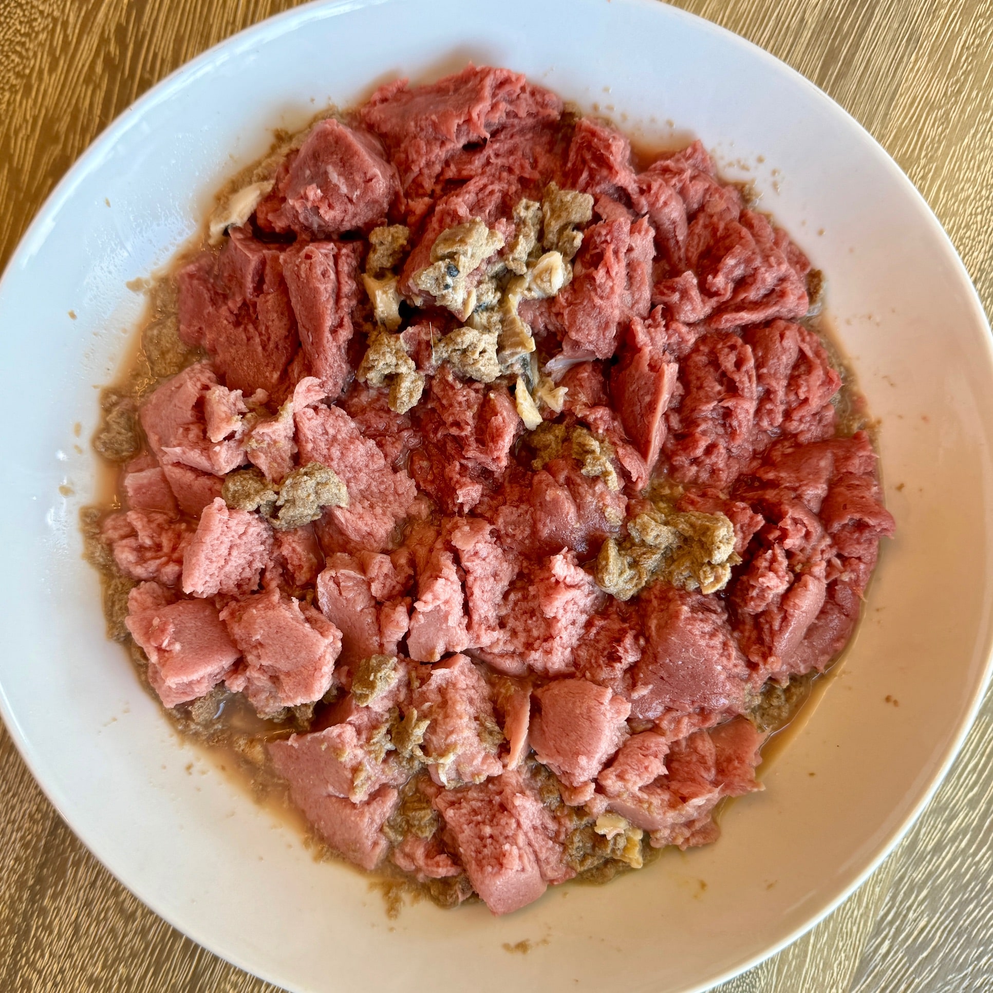 What is the Best Ragdoll Cat Food: 5 Reasons Raw is Right - Masterpiece ...